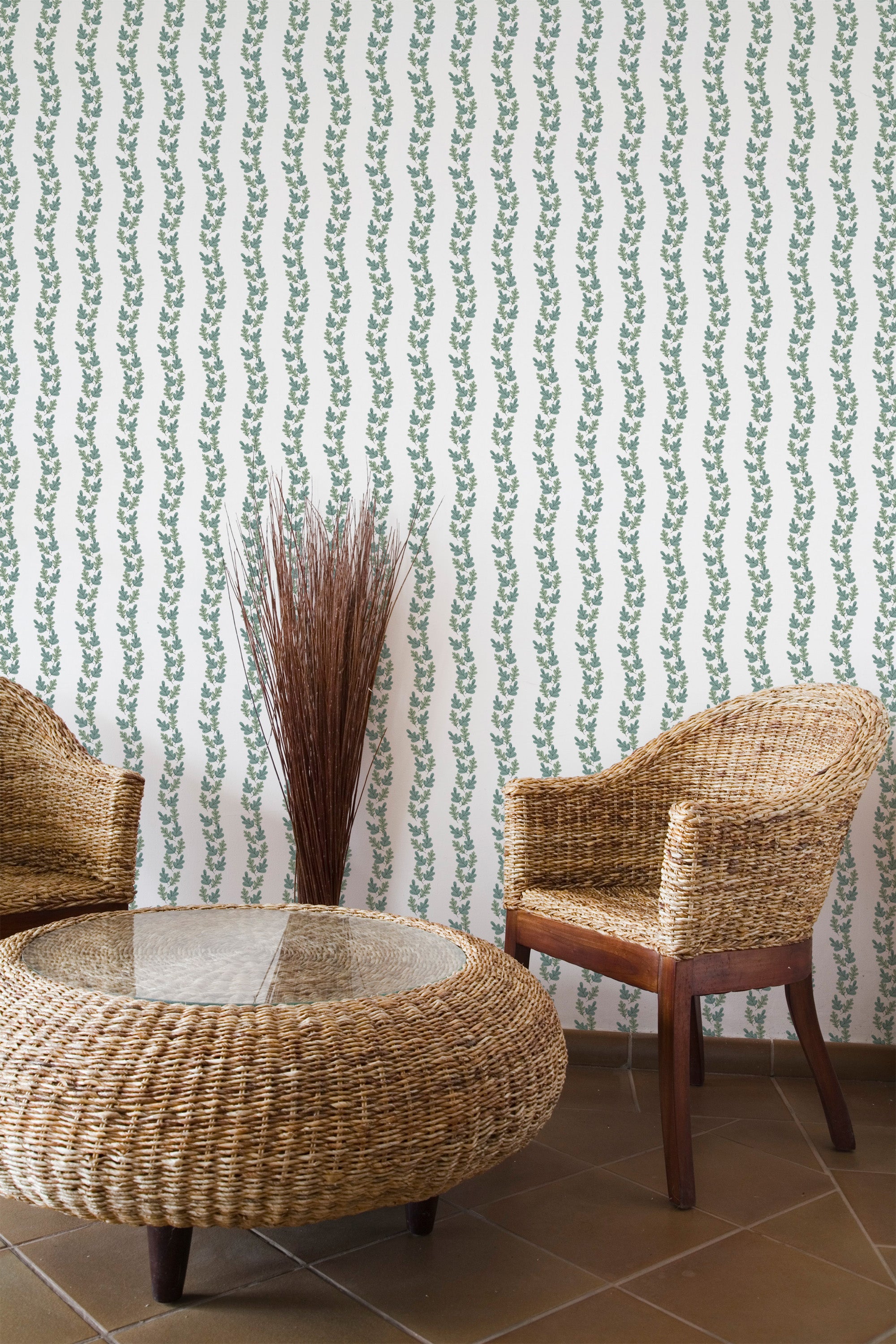 Wavy Vines Removable or Traditional Wallpaper – La Grand Classique